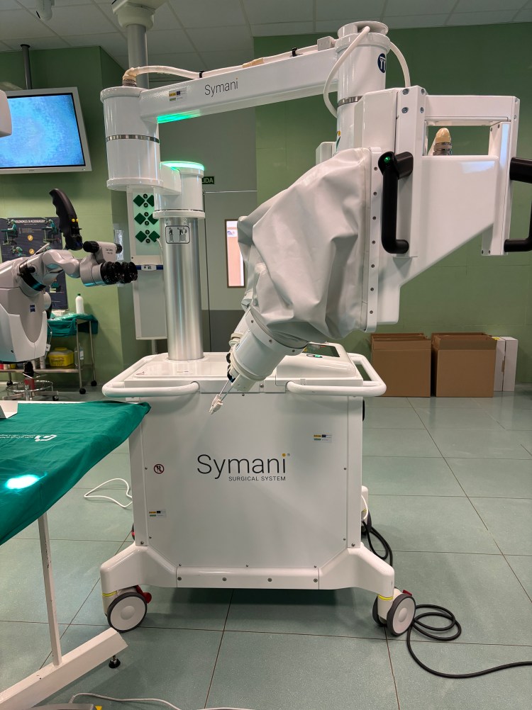 Symani Surgical System – Head and Neck Robotic Surgery
