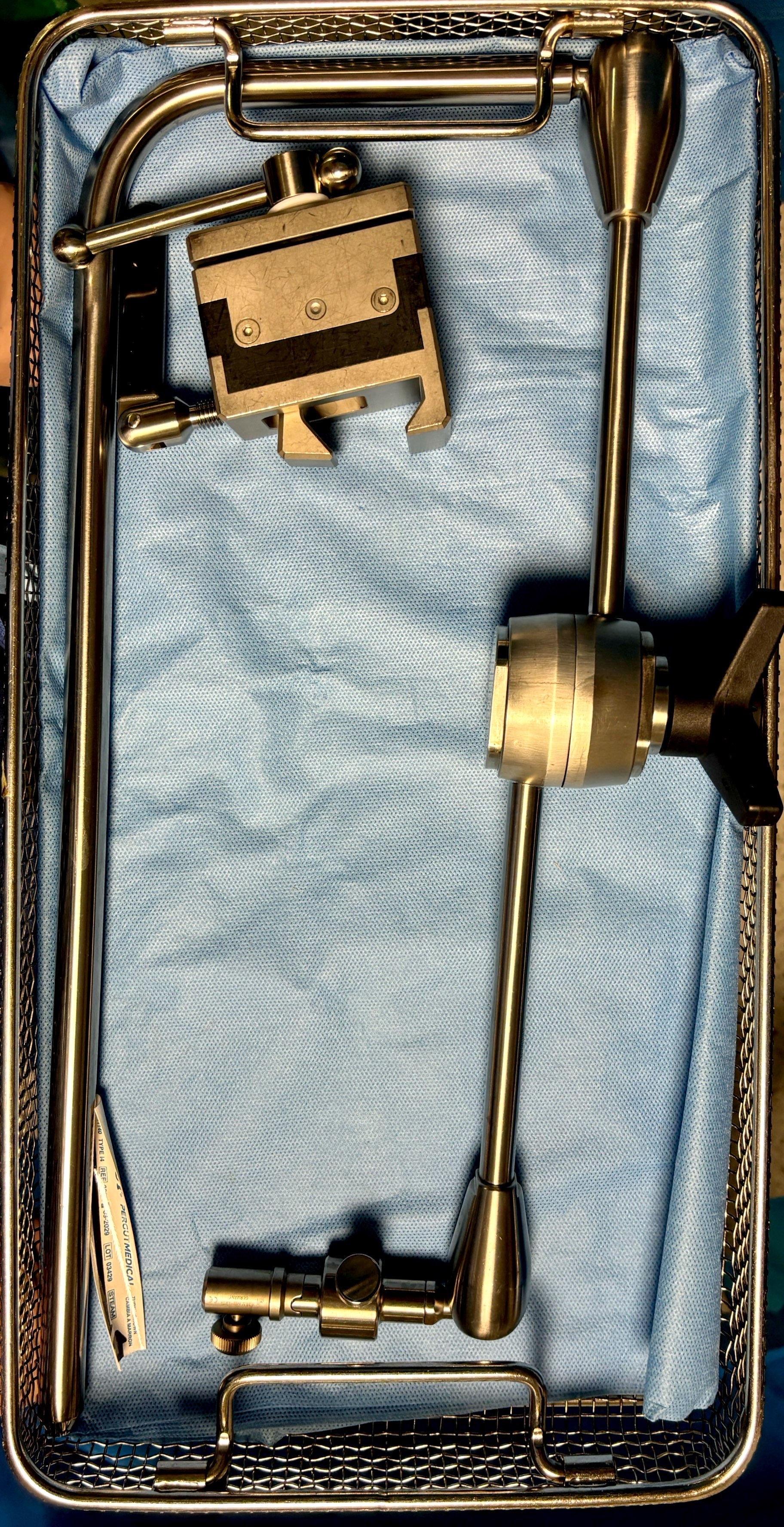 FKWO pharyngolaryngoscope – Head and Neck Robotic Surgery